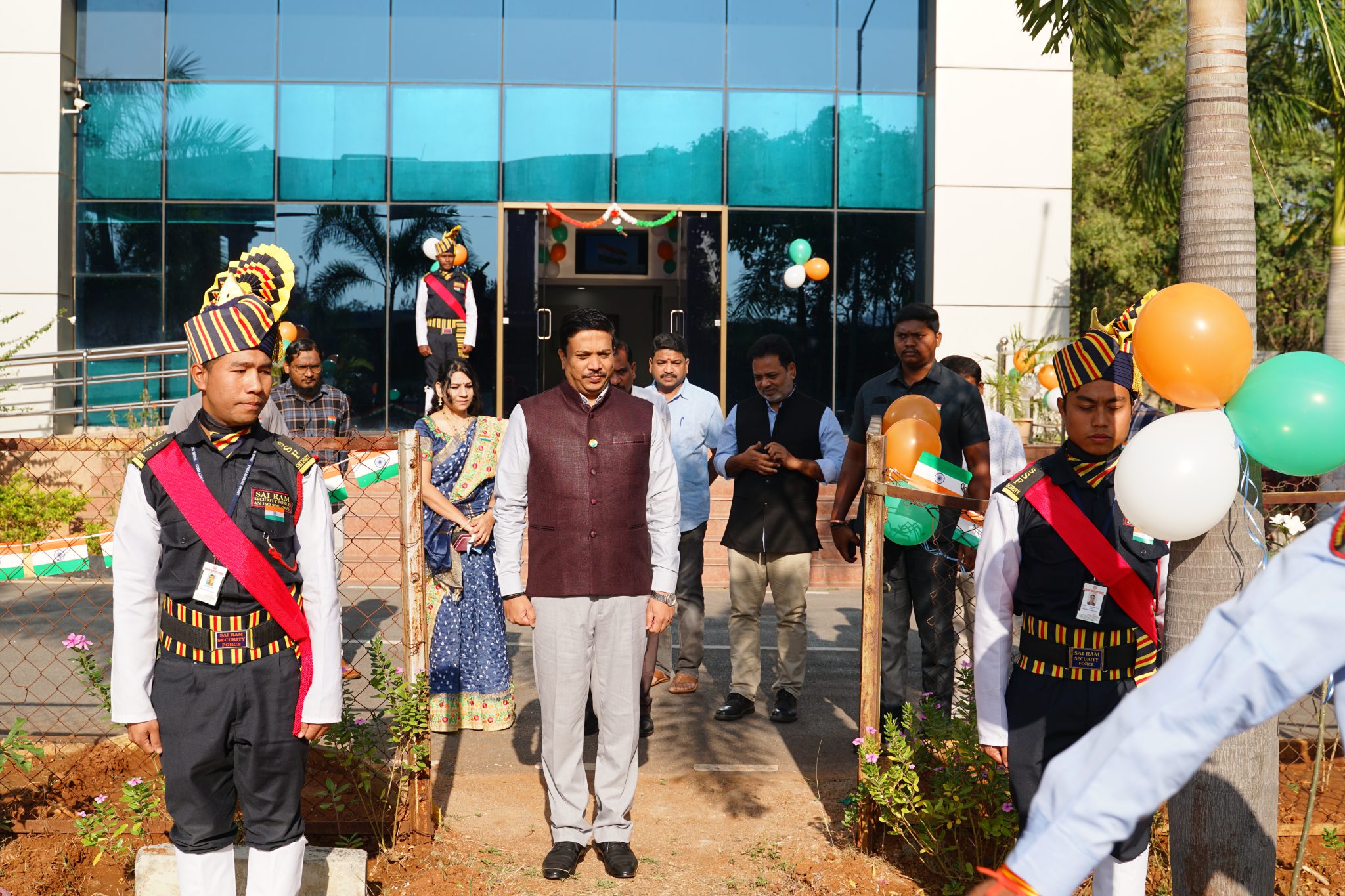 Hon’ble Chief Minister Revanth Reddy Launches CMRF Online Application ...